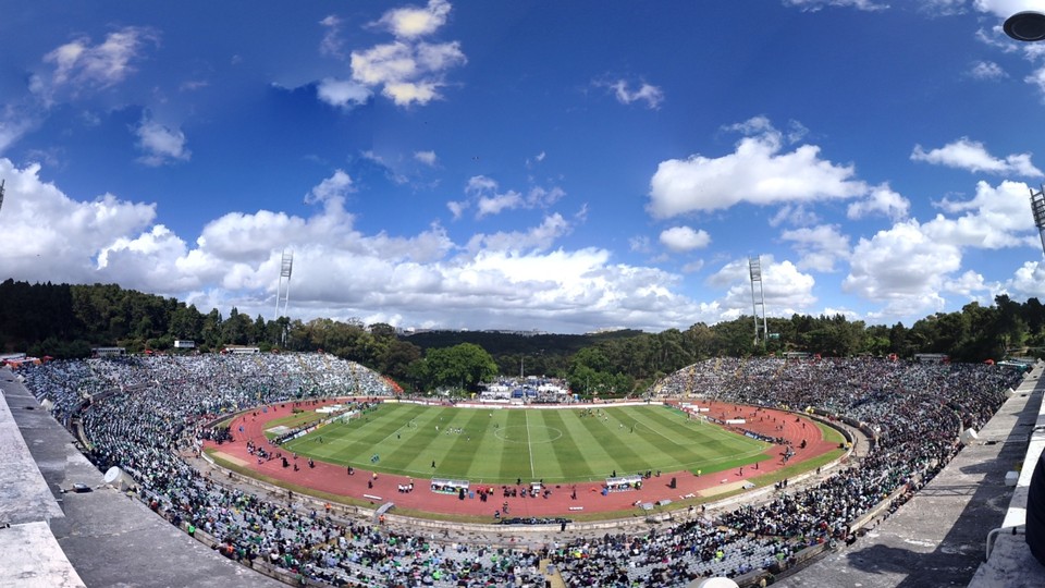 S A L G U E I R A L D E S P O R T I V O: TRAJECTO PARA O JAMOR